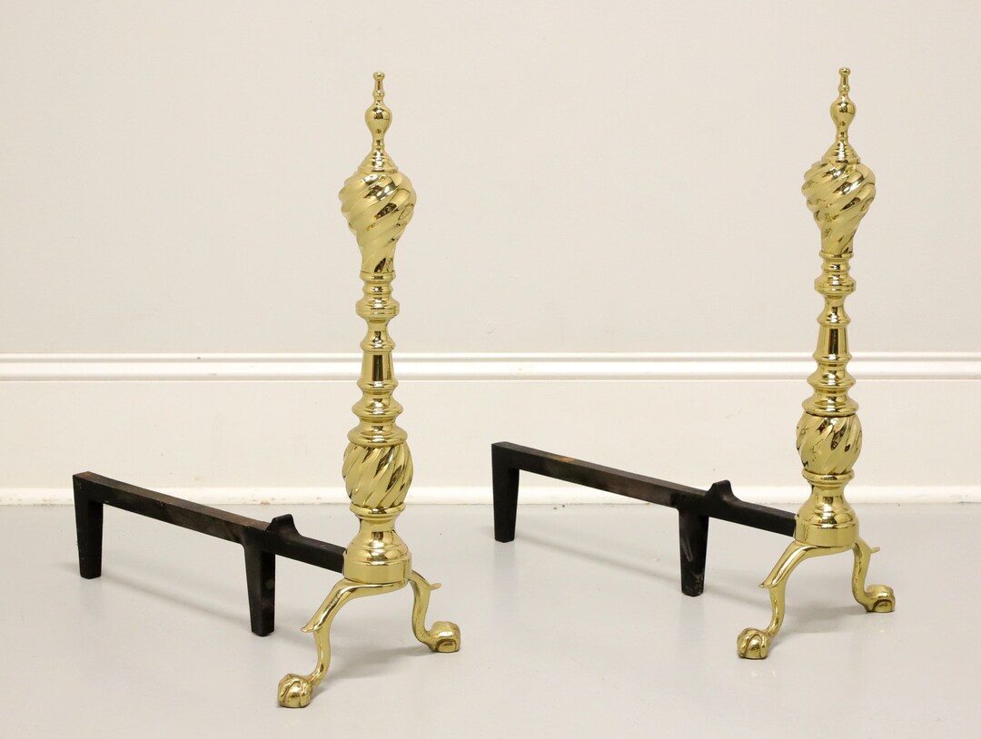 VIRGINIA METALCRAFTERS Middleton House Brass & Metal Traditional ...