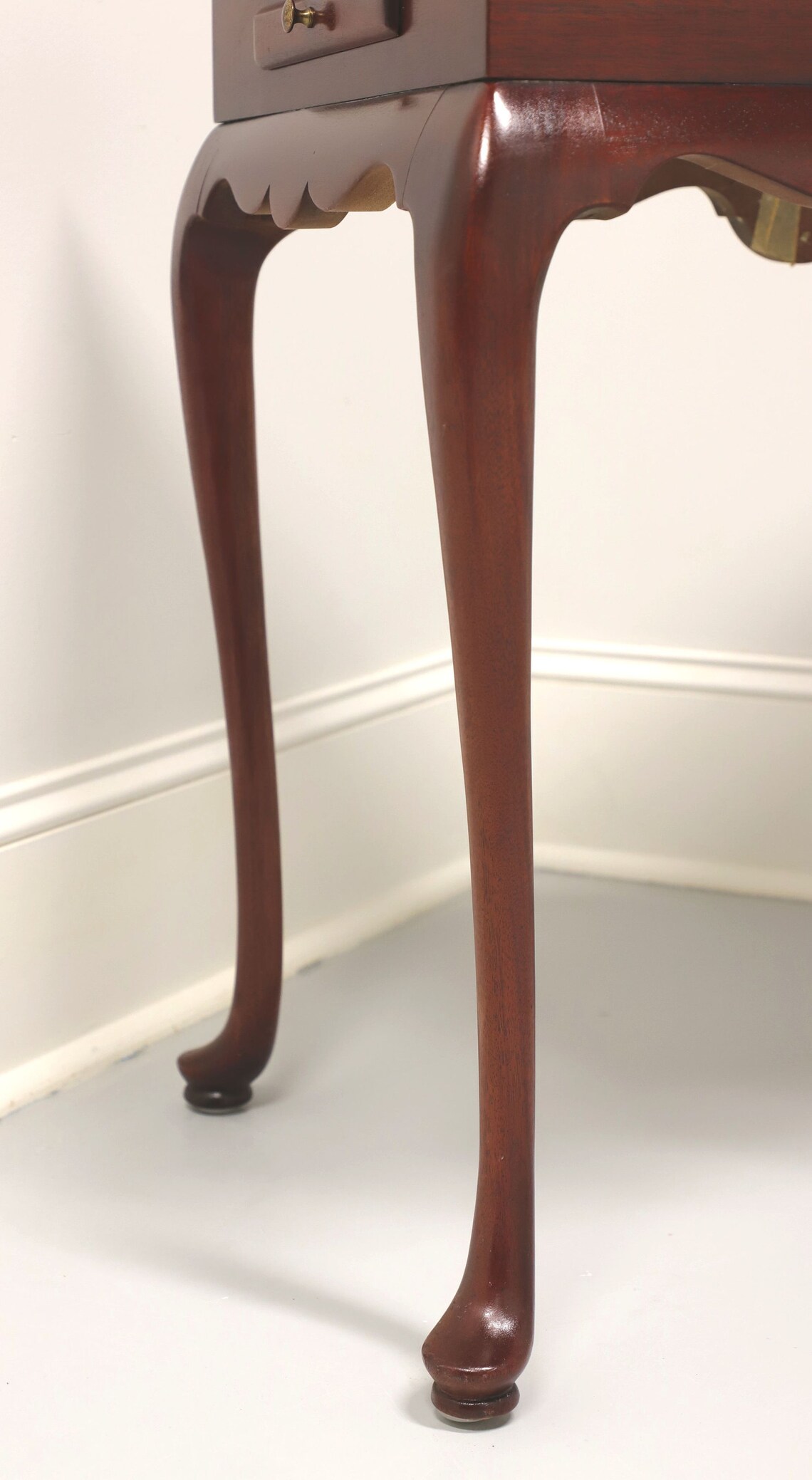 HICKORY FURNITURE Solid Mahogany Queen Anne Tea Table - Etsy