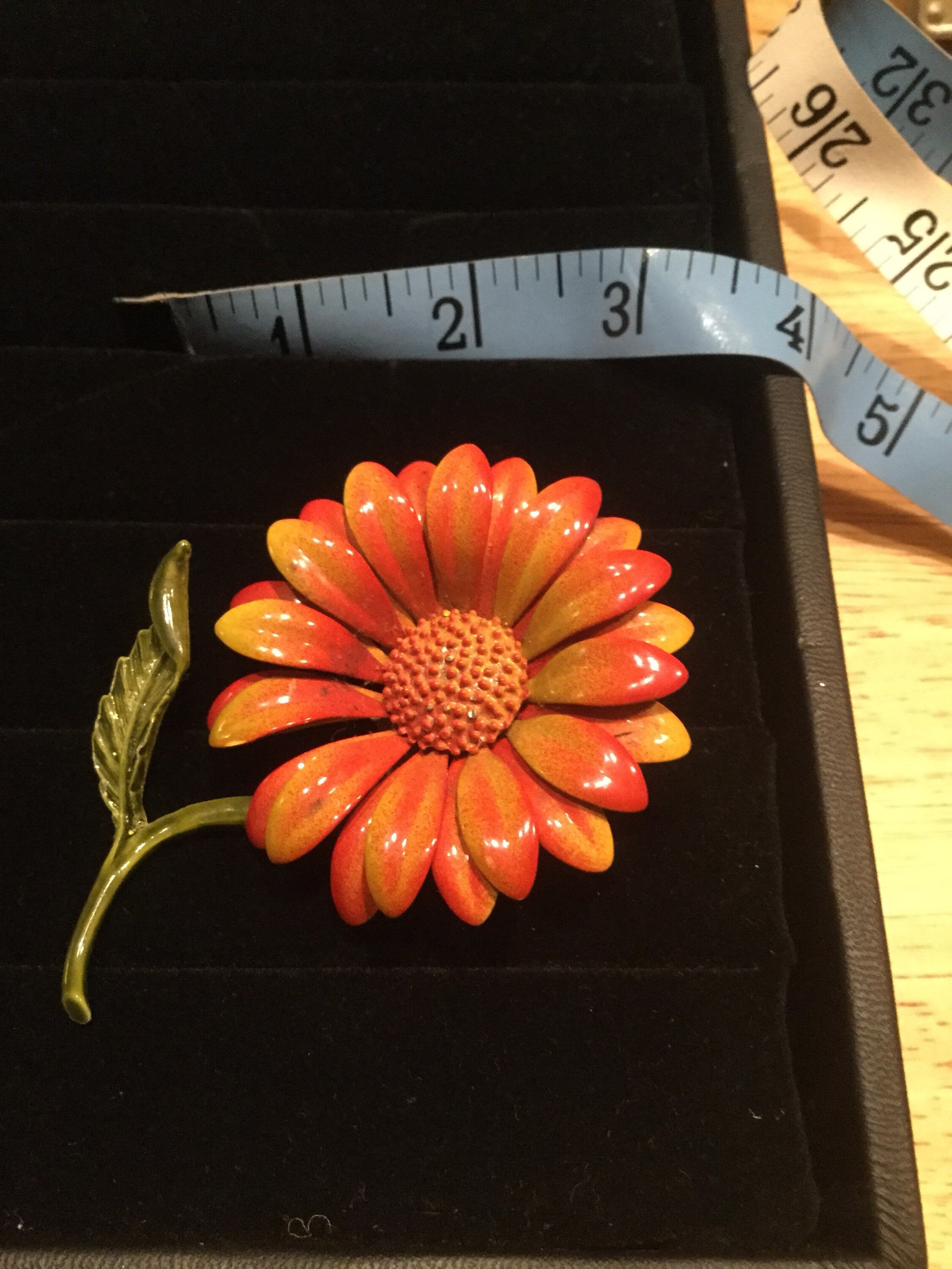 Daisy Enamel Pin - Etsy