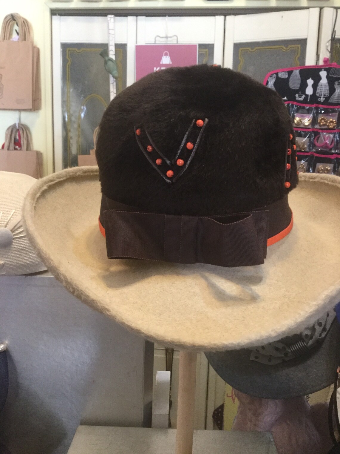 Vintage Tan and Chocolate Hat, Brushed Felted Fur With Orange Accents ...