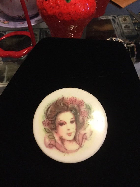 Pretty powder compact | Etsy