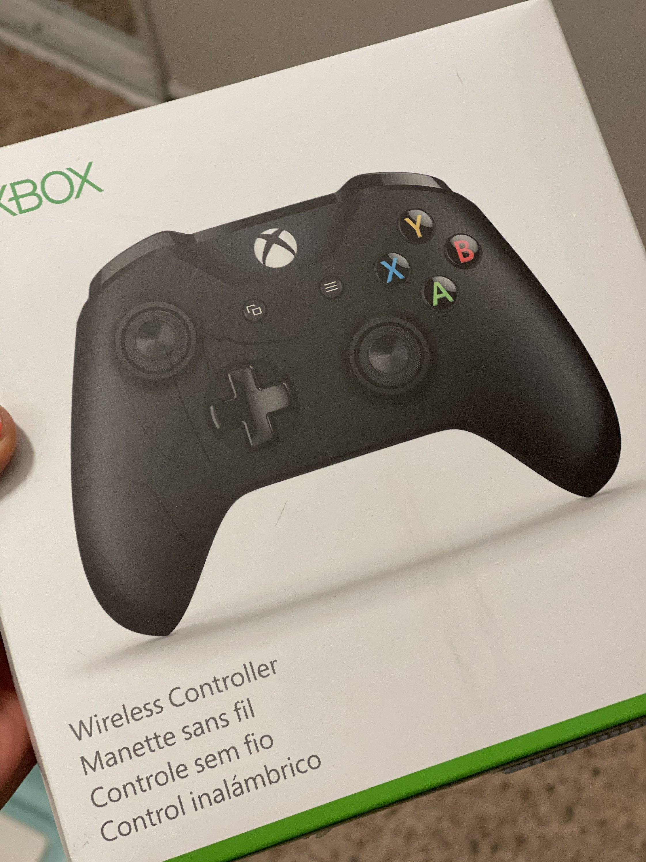 Xbox One Controller Packaging