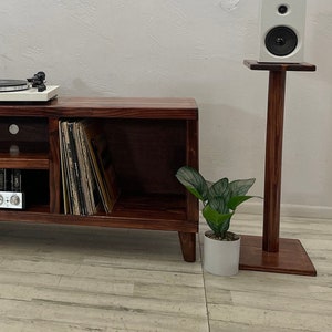 The Straight up Round Speaker Stand Match to Your Unit and Enhance the ...