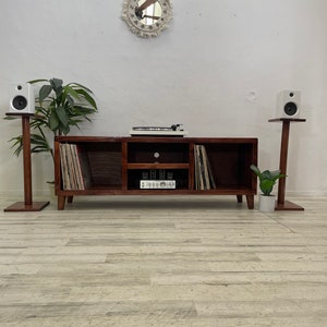 The Straight up Round Speaker Stand Match to Your Unit and Enhance the ...