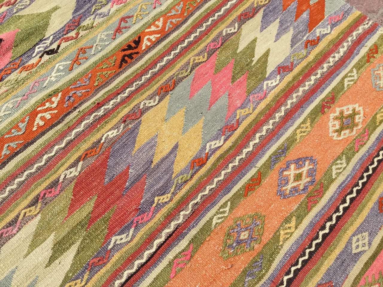 Vintage Striped rug 101.5x67 Kilim rug area | Etsy