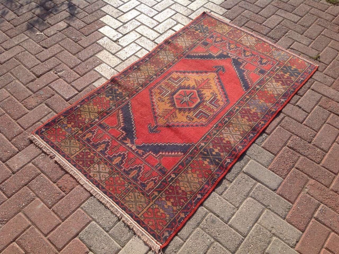 Red Turkish Rug, 66" X 39" Area Rug, Vintage Rug, Traditional Anatolian ...