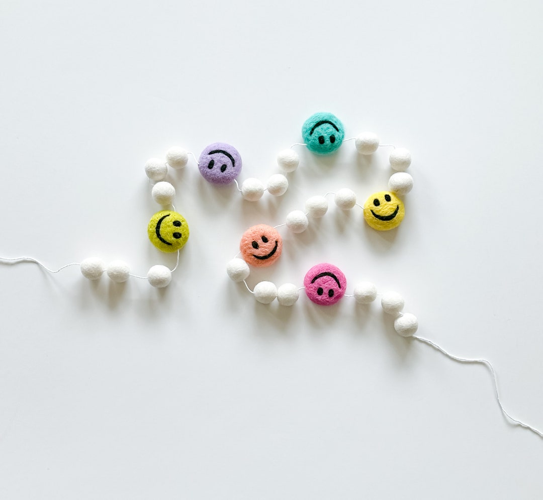 Felt Smiley Face Garland Groovy Garland Smiley Face - Etsy