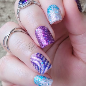 Arctic Amethyst (purple Polish With Holographic Glitter) Color Street ...