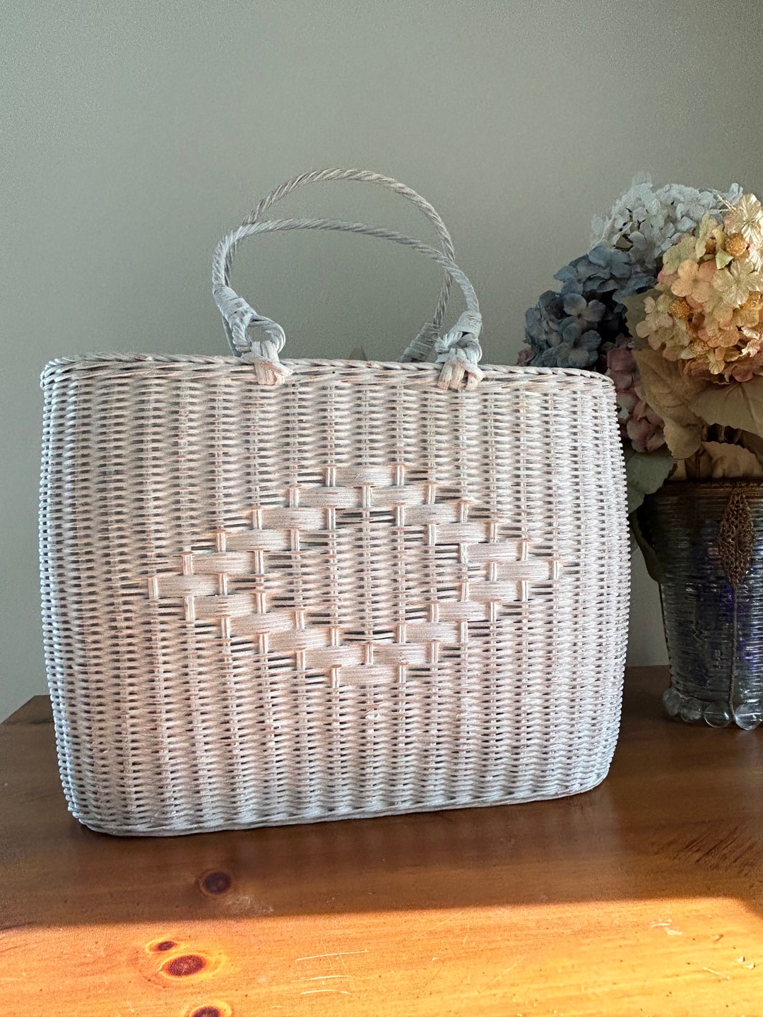 Vintage Wicker Tote--14'' Basket Tote--white Wicker Basket With Handles ...