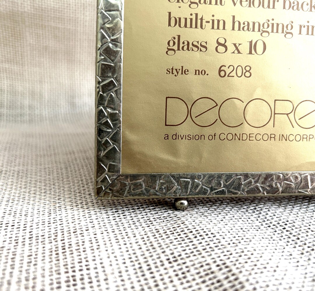 Vintage 8 X 10 Gold Metal Picture Frame--8x10 Tabletop Picture Frame--8 ...