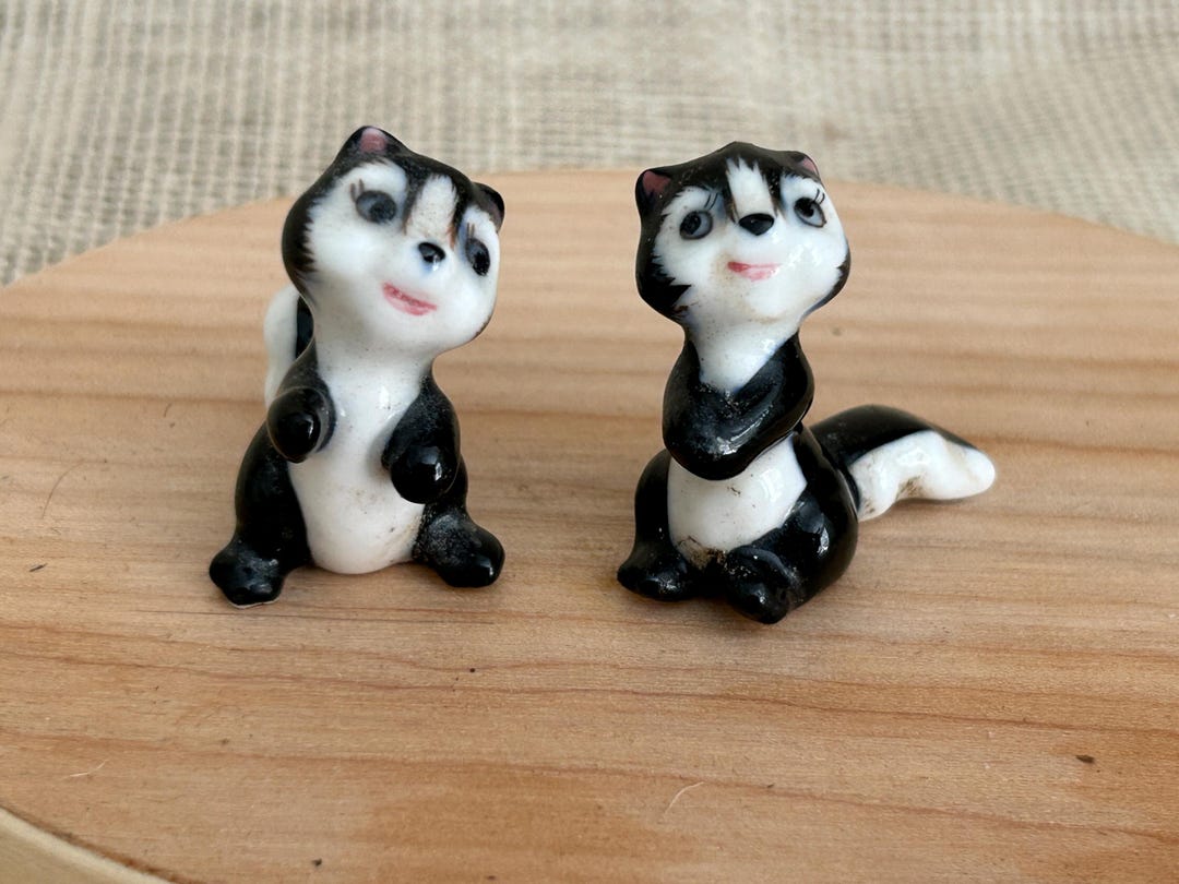 Vintage Miniature Skunk Figurines--pair of Skunk Figurines--bone China ...