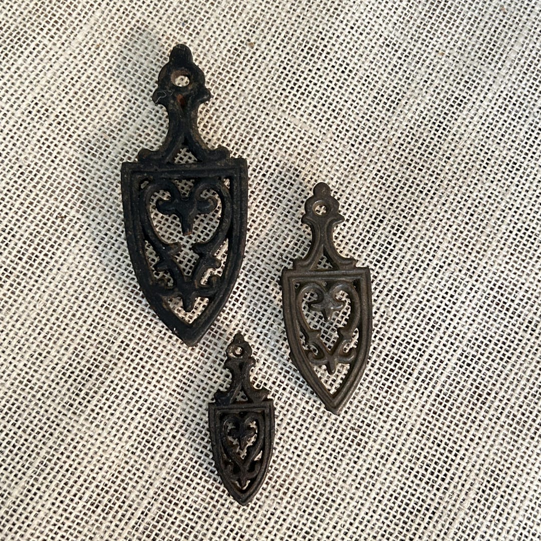 Vintage Miniature Cast Trivet Set--set of 3 Mini Trivets--4'', 3'', 2 ...