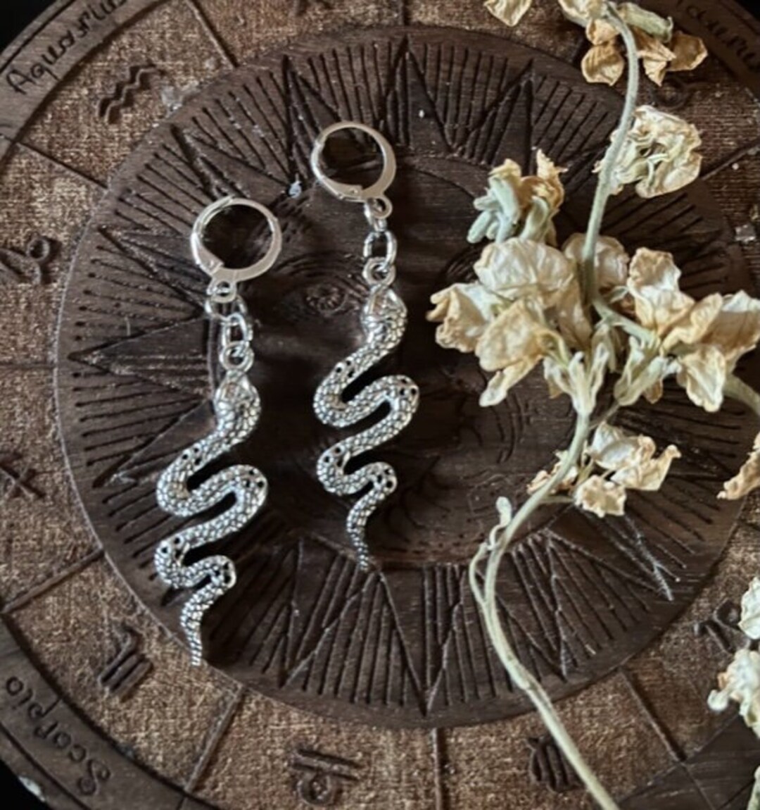 Snake Earrings Serpent, Lilith, Hekate, Hecate, Witch - Etsy