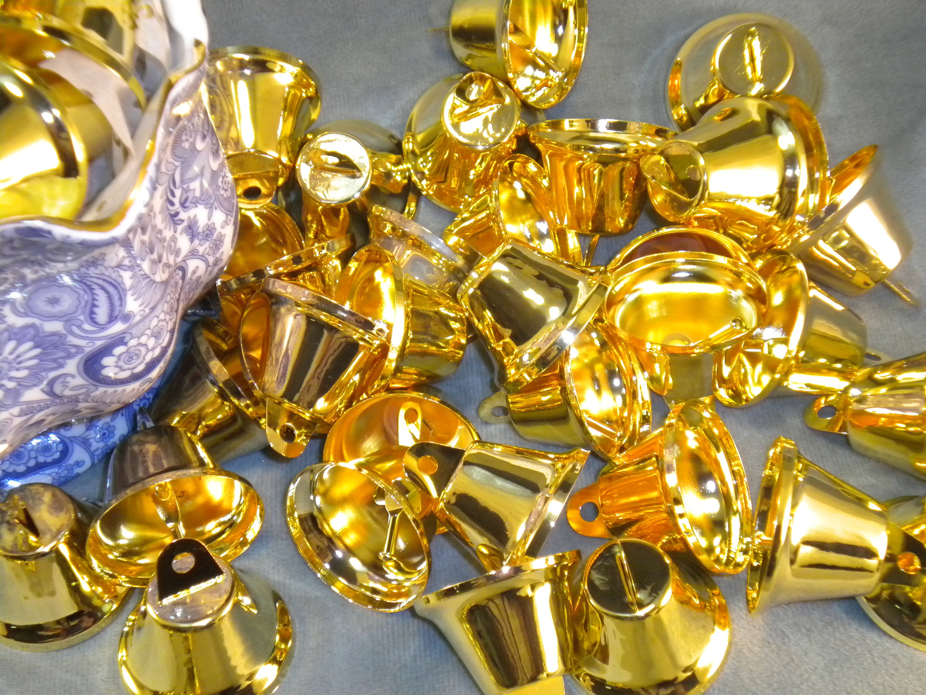 50 Gold Bells for Crafting Kissing Bells Wedding Bells 1 - Etsy