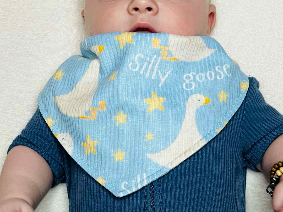 Silly Goose Ribbed Knit Baby Drool Bib, Reversible Baby Bandana Ribbed ...