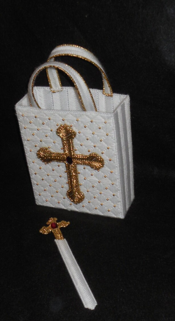 Bible Tote W/book Mark (plastic Canvas) - Etsy