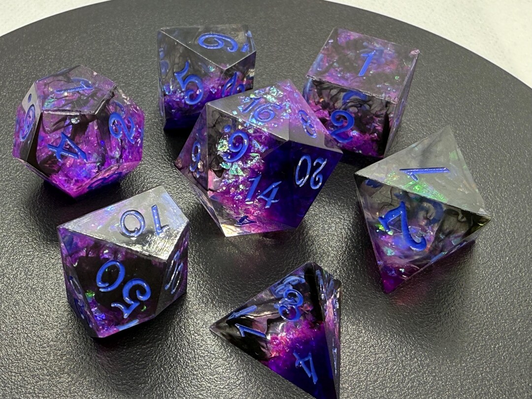 Villainous Potion - Sharp Sided Solid Core - 7 Piece Polyhedral Dice ...