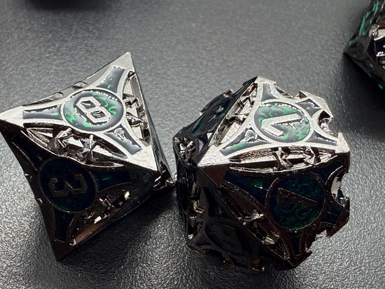 Industrial Rollers - Solid Core Metal Dice - 7 Piece Polyhedral Dice ...
