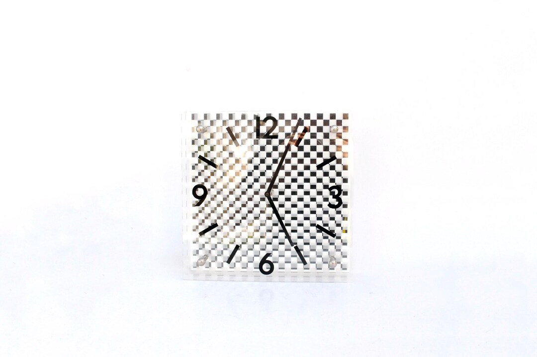 Vintage Memphis Checkmate Clock: 90s Minimalist Desk or Wall Decor - Etsy
