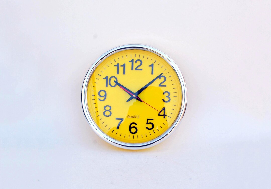 Yellow Memphis Style Wall Clock, 90s Retro Decor - Etsy