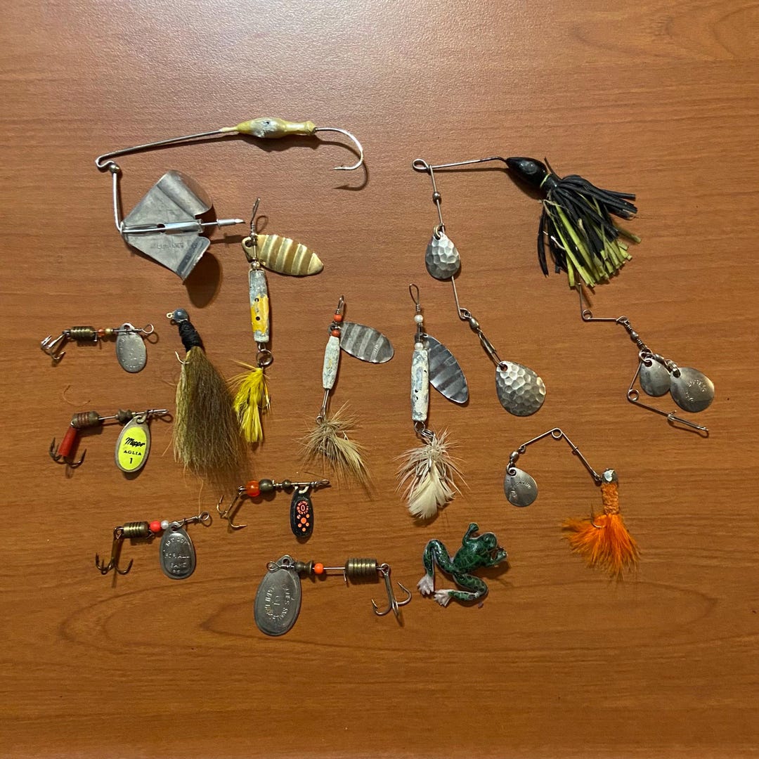 14 Spinners Lures Buzz Bait Mepps Hildebrant Red Dot Bass Buster ...
