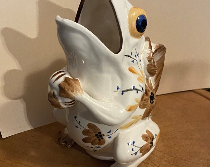 Vintage Seymour Mann Ceramic Frog Pitcher Vase - Etsy