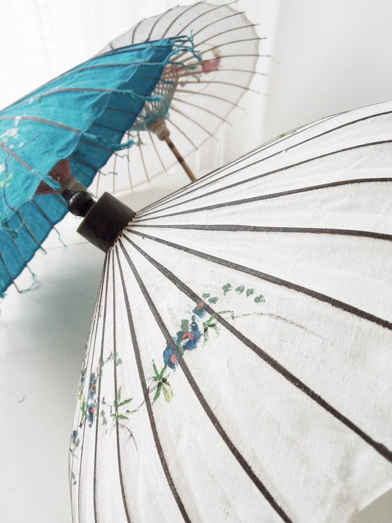 Lot of 3 Vintage Chinese Parasols Chinese Umbrellas Handpainted Ambrellas Summer Parasols Chinoiserie Shabby.charmant Etsy Ireland