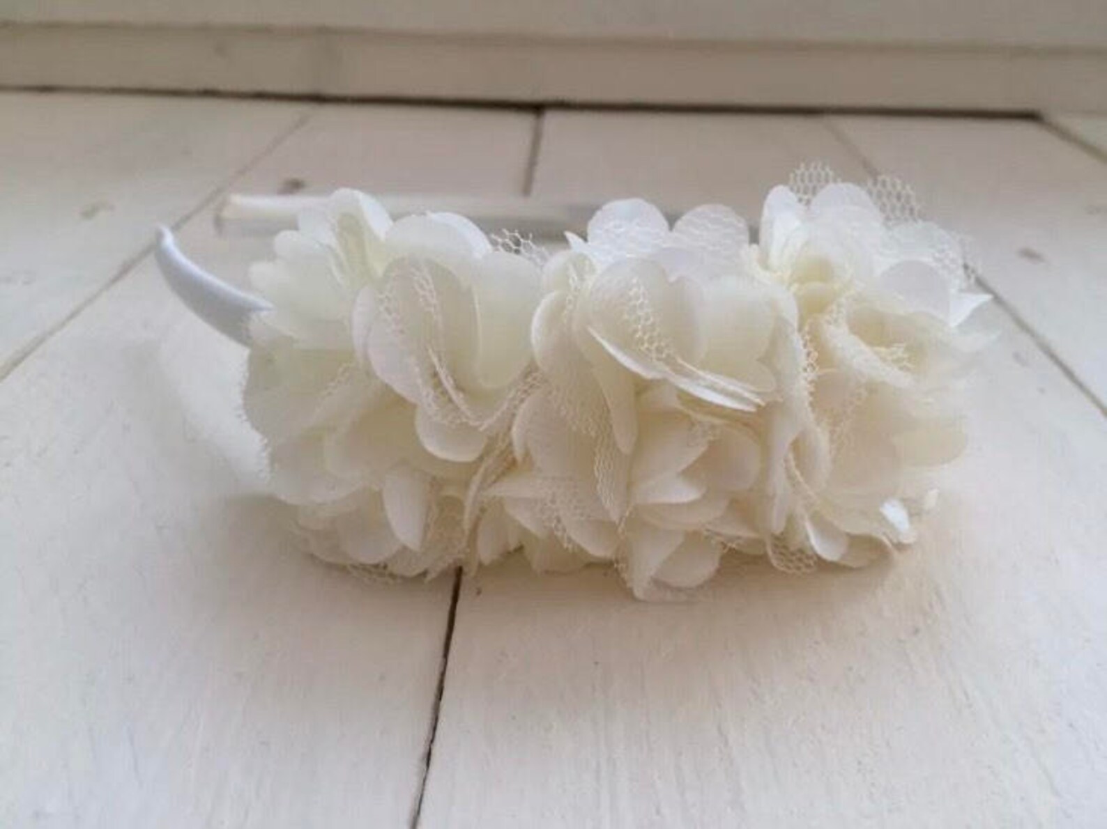 Ivory band with triple ivory flowers | Etsy