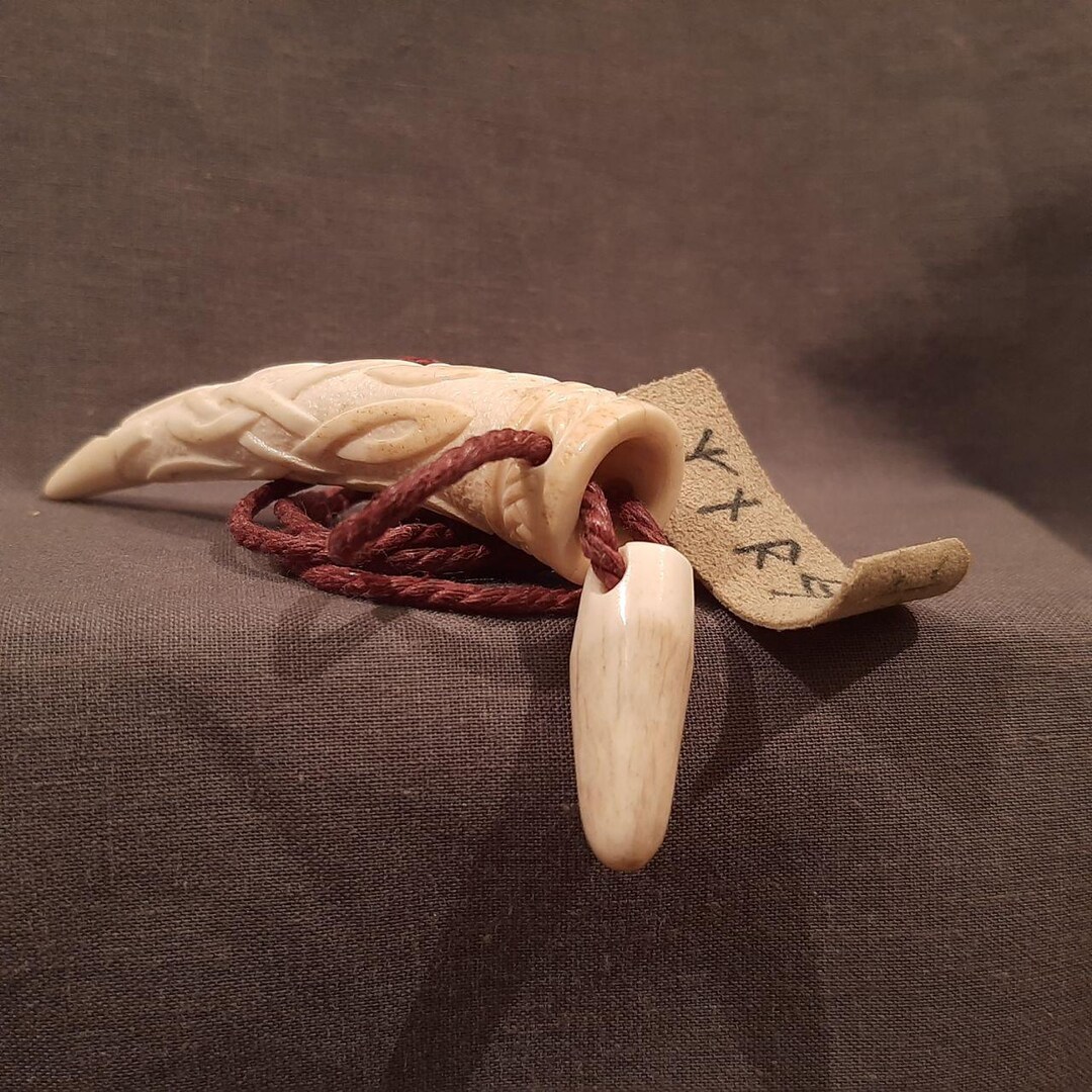 Carved Deer Antler Amulet Necklace Unisex With Protection Viking Runes ...