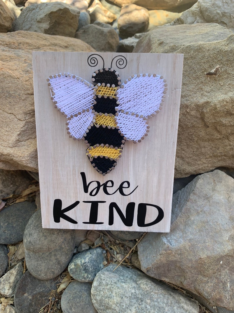 Bee String Art | Etsy