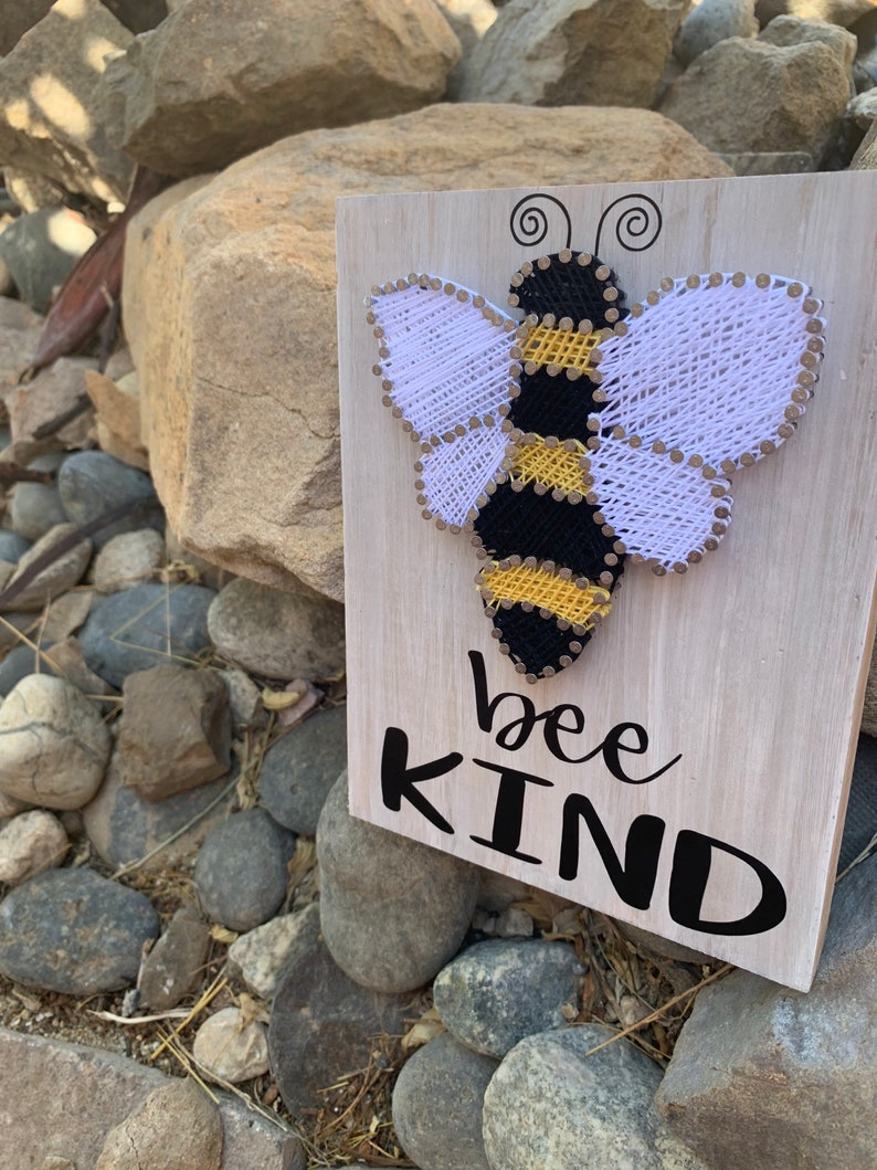 Bee String Art - Etsy