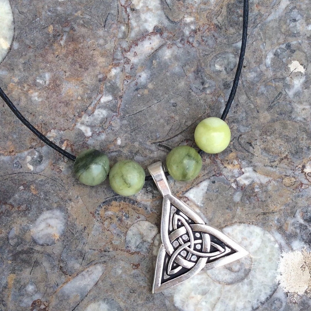 Connemara Marble Celtic Trinity Knot Pendant. Triskele Tri Knot ...