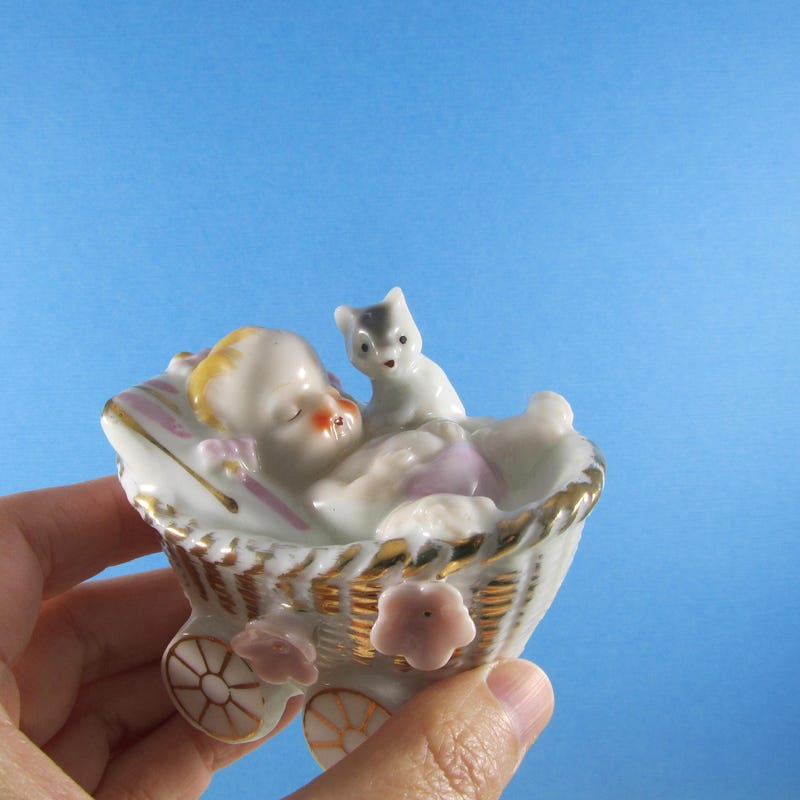 Pink Carriage Figurine - Etsy