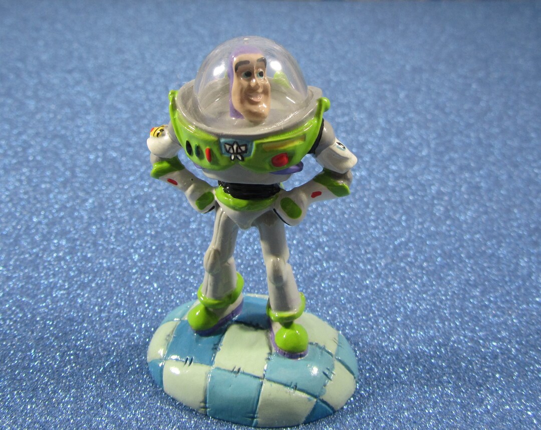 Mini Buzz Lightyear Figure toy Story Decoration Disney's Tiny Kingdom ...