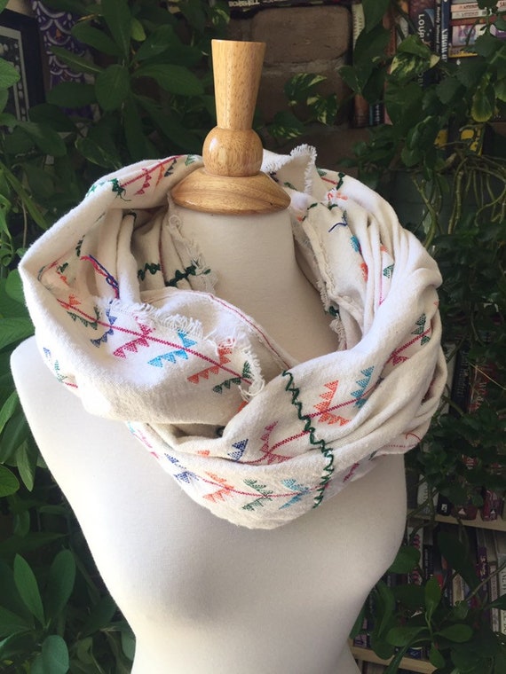 Vintage scarf wrap fabric - Gem