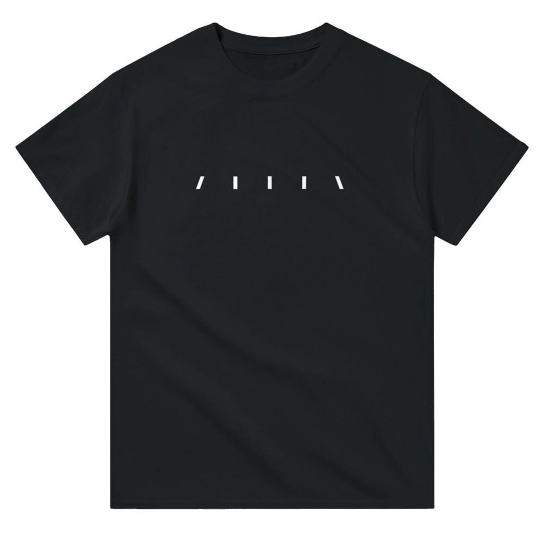 ALIEN Title Screen Logo Lettering / I I I \ T-shirt | Nostromo | Alien ...