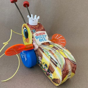 1960s Fisher Price Queen Buzzy Bee #444 - Etsy