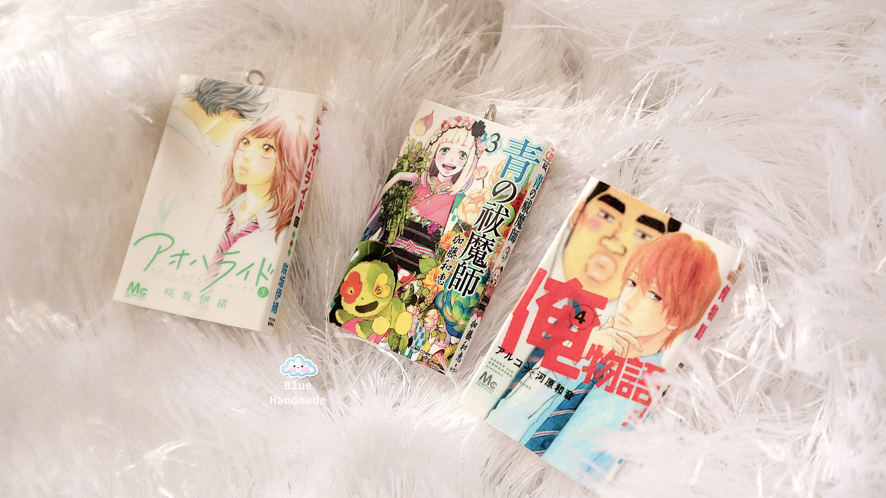 Custom Manga Cover Mini Manga Book Pin/keychain/necklace Custom Book ...