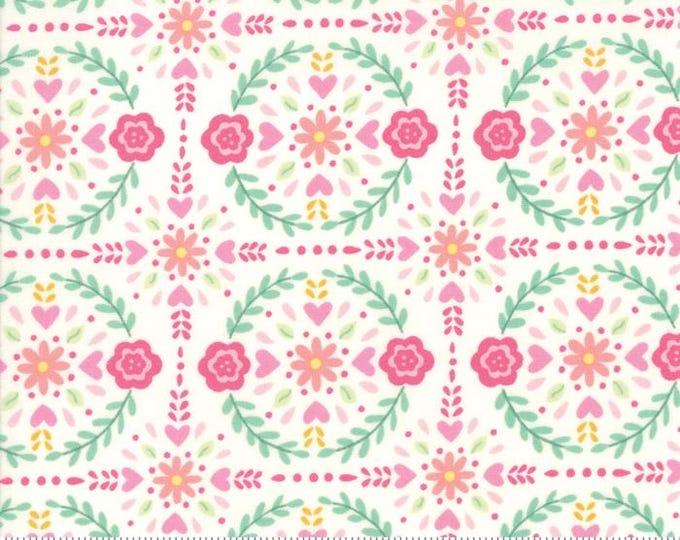 Moda Fabric — 1 Yard X 44" Moda Llama Love by Deb Strain Pattern ...