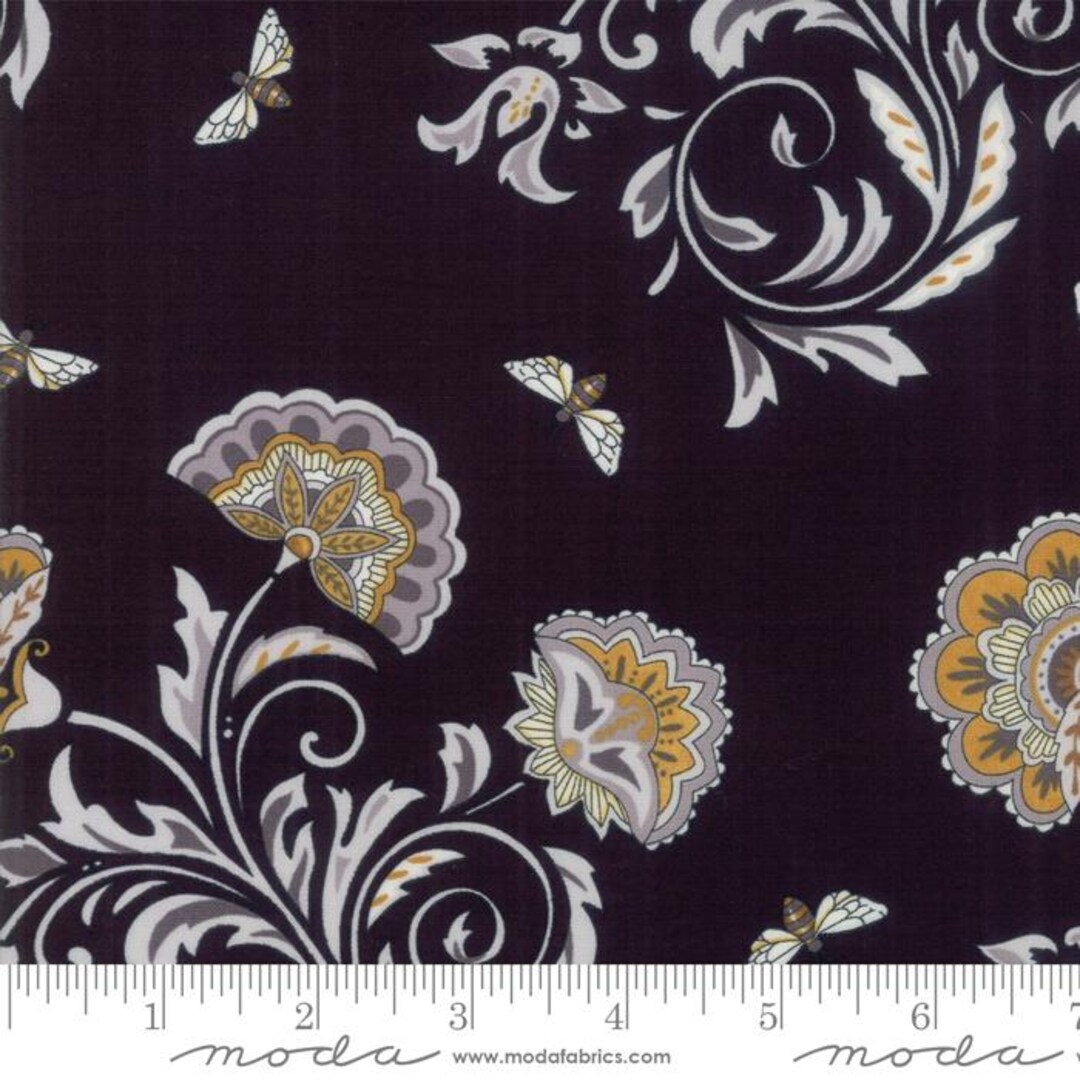 Moda Fabric---1 Yard X 44" Bee Joyful by Deb Strain Pattern # 19871-14 ...