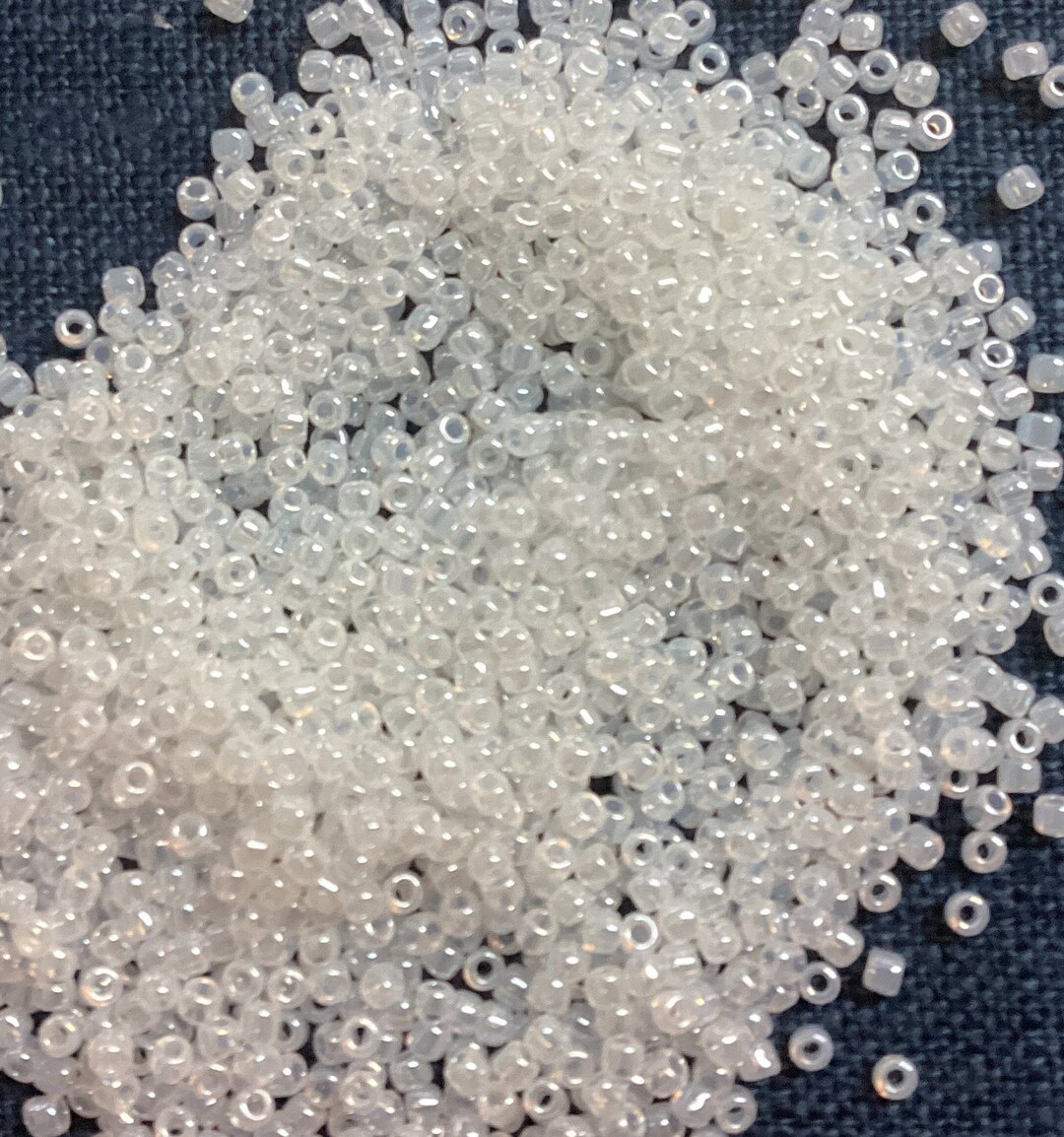 TOHO 11/o Round-white Ceylon Pearl Color 141 10 Grams - Etsy