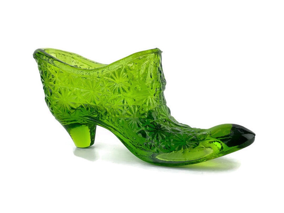Vintage Green Glass Miniature Shoedaisy and Button Art Glass Slipper ...