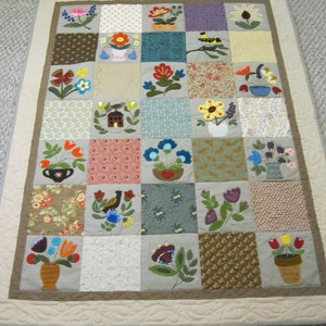 Handmade Quilted Wool Applique Wall Hanging Quilt. Flowers and Birds ...