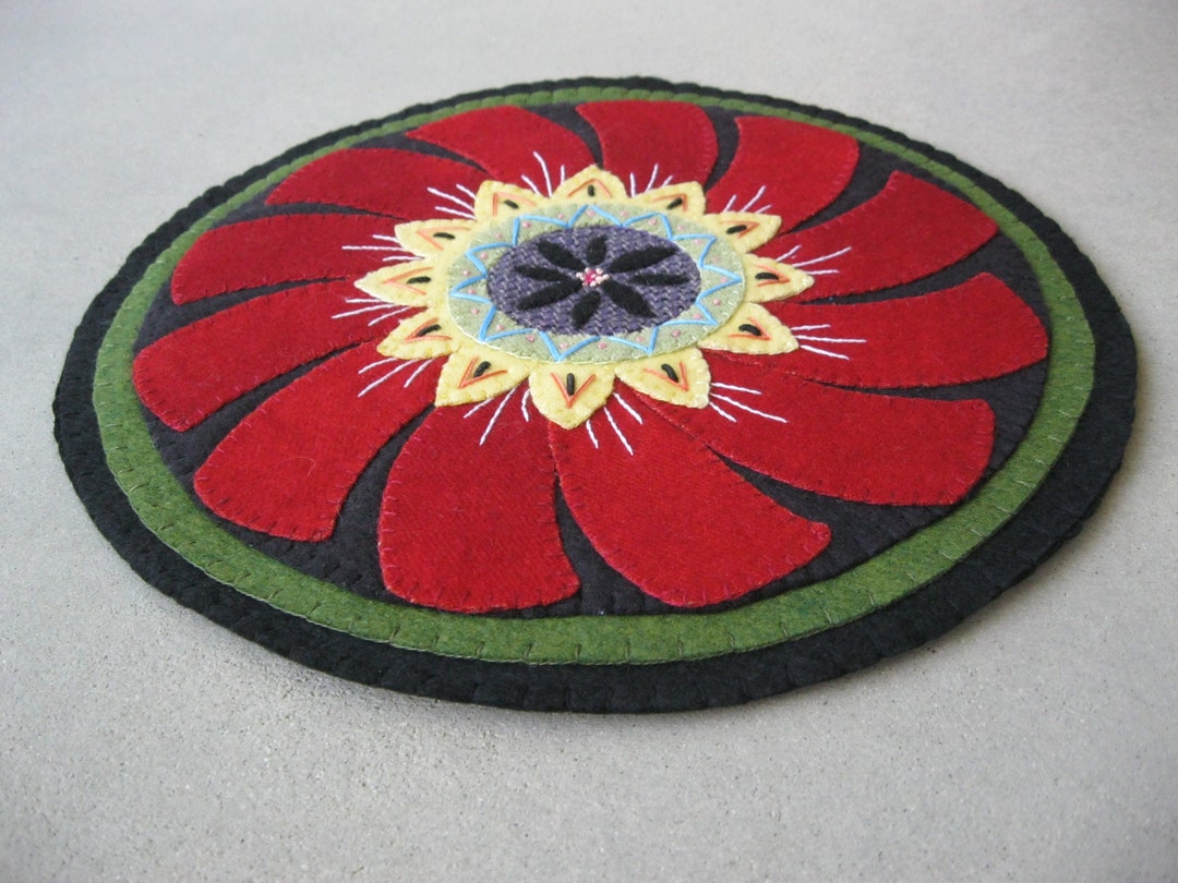 PDF Pattern: Big Red Flower Penny Rug, Instant Download, Summer ...