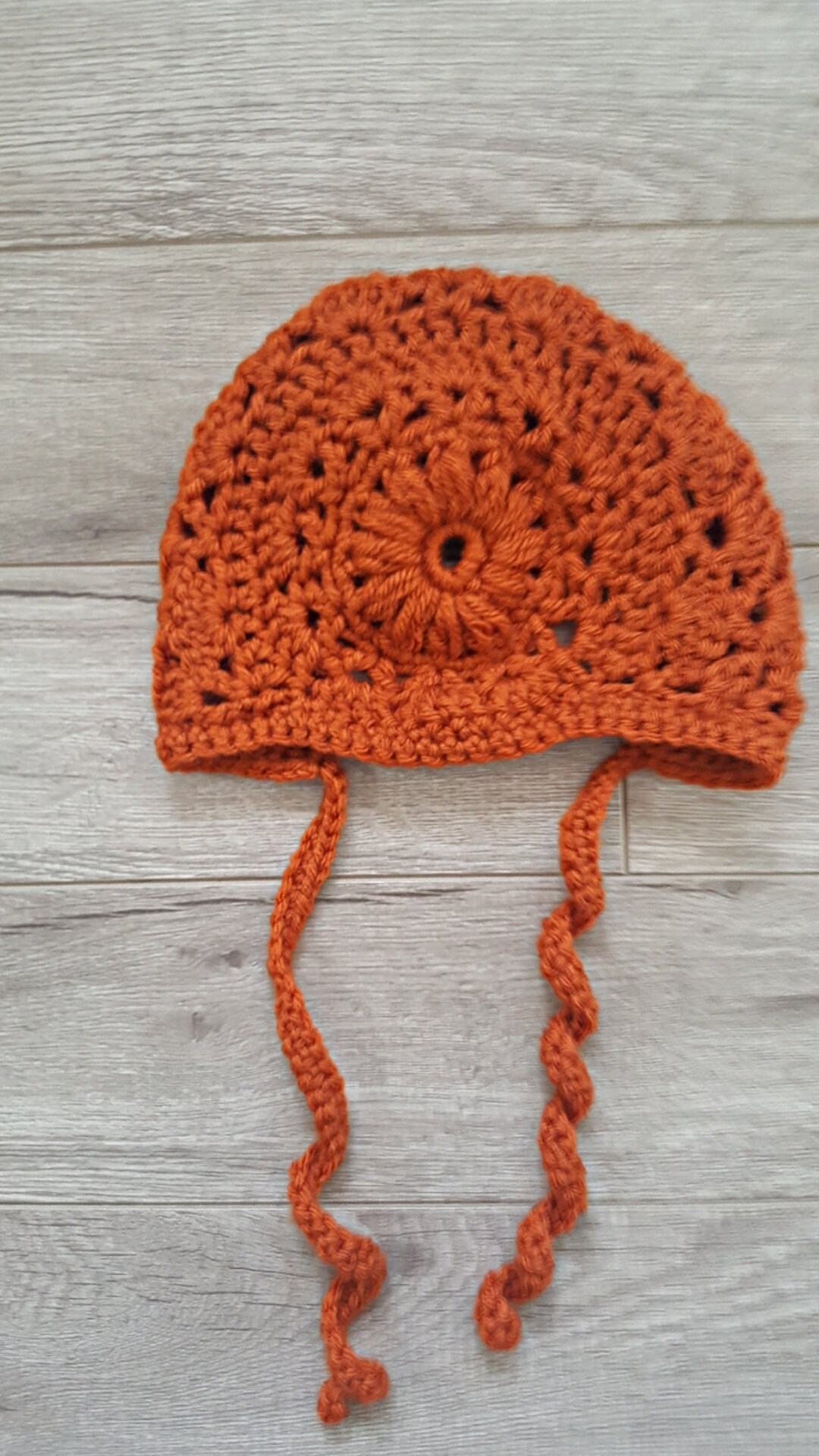 LILITH Crochet Baby Bonnet Hecho a mano a la orden - Etsy España