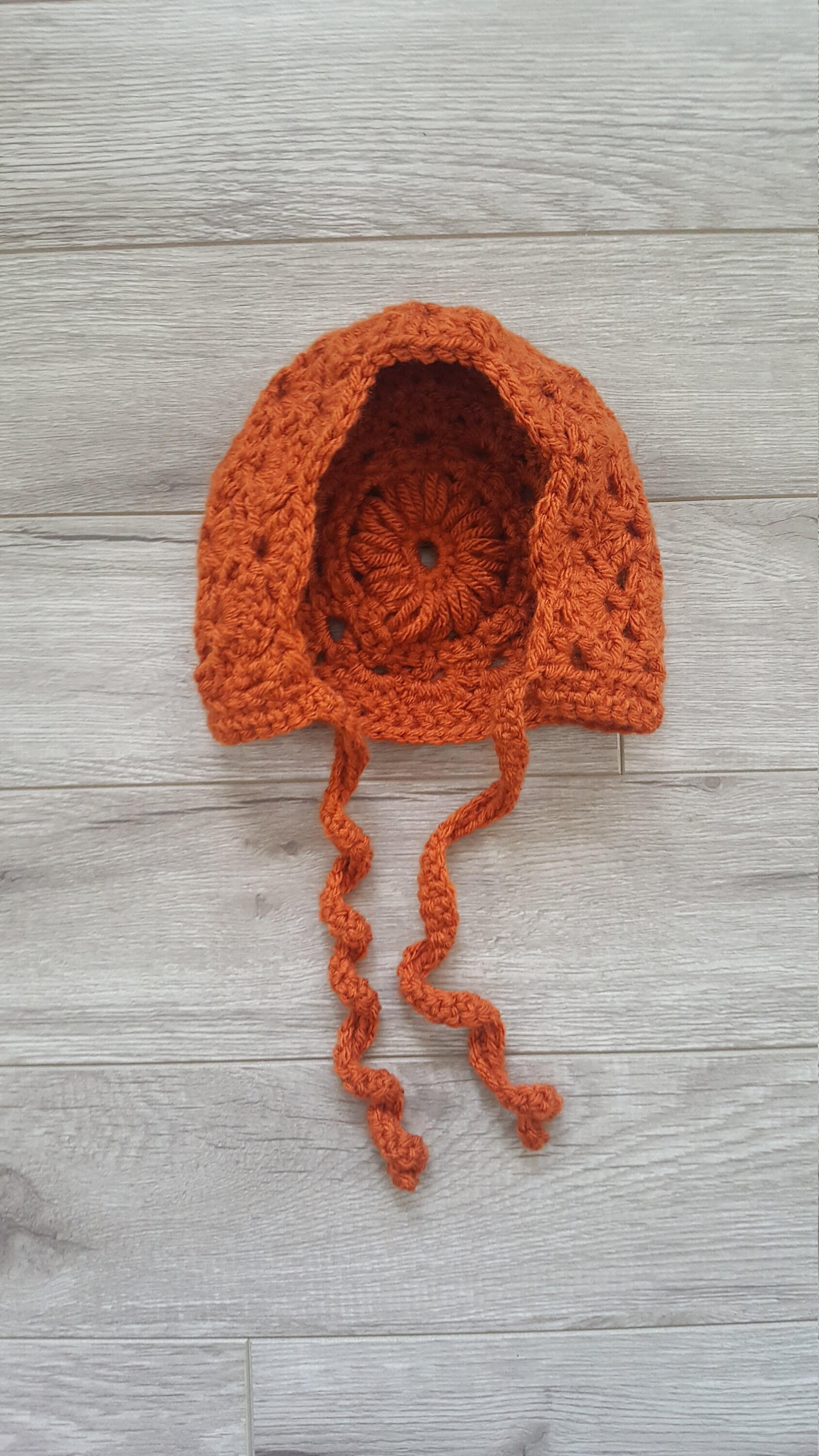 LILITH Crochet Baby Bonnet Hecho a mano a la orden - Etsy España