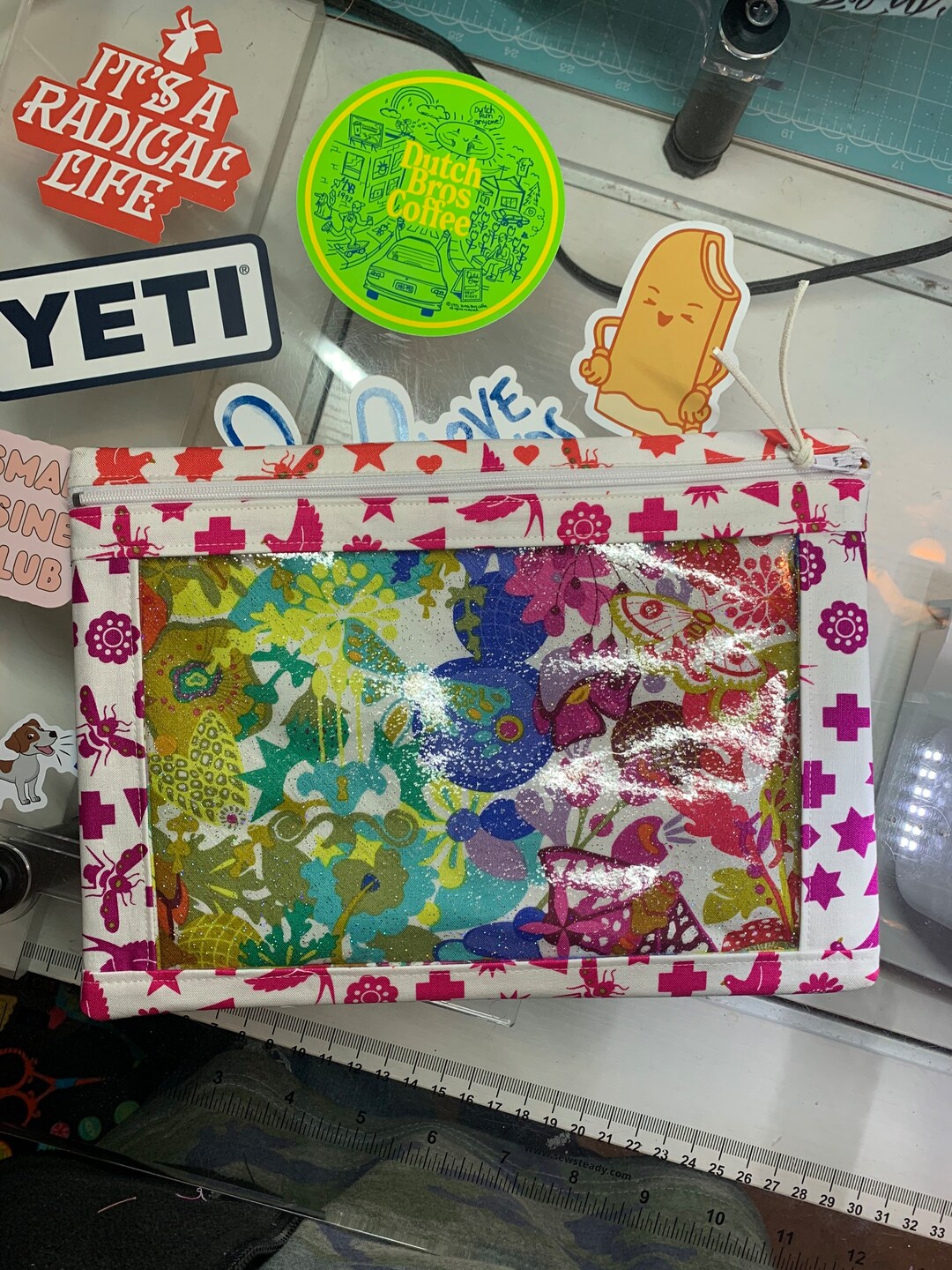 I-spy Pouch With Clear Glitter Vinyl,alison Glass Fabric, Art Theory ...