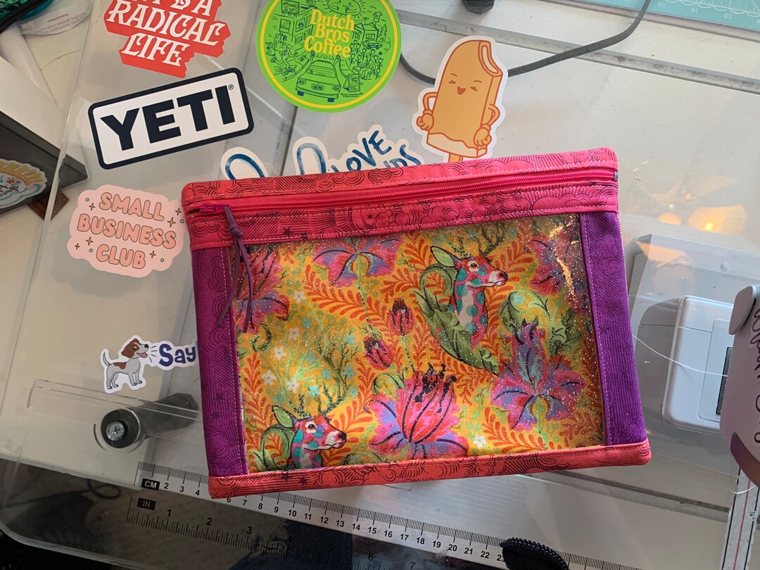I-spy Pouch With Clear Glitter Vinyl,tula Pink Fabric ,large Size, Hot ...