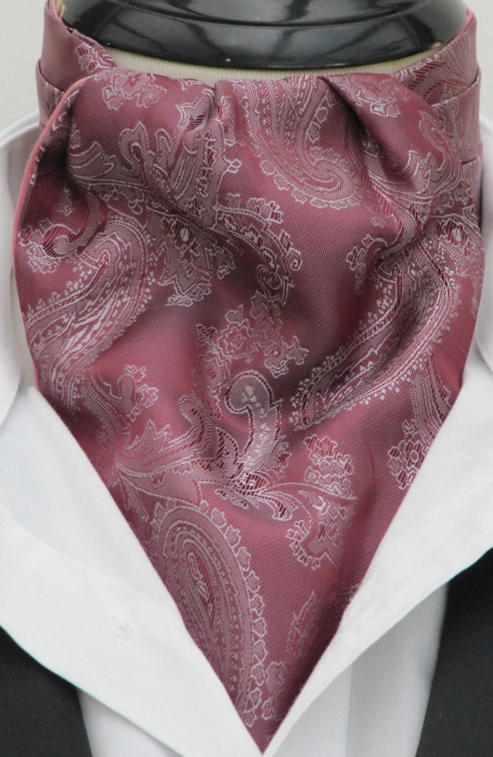 Mens Dusty Pink & Silver Paisley Shot Satin Ascot Cravat / Pocket ...