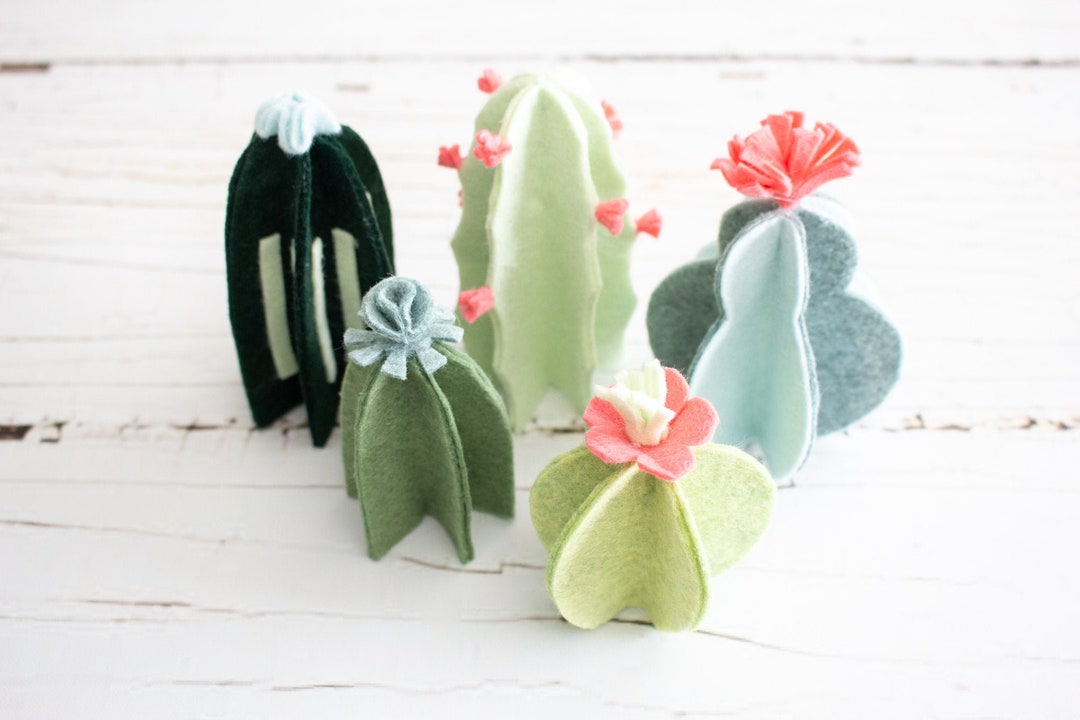 Cacti | Cactus PATTERN Cutting Template; 5 No-sew Felt or Paper Cacti ...
